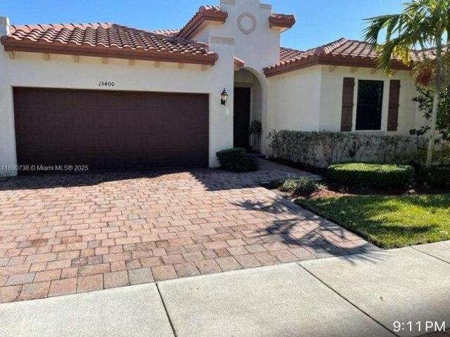 4 bedroom, Miami FL 33187 91896258
