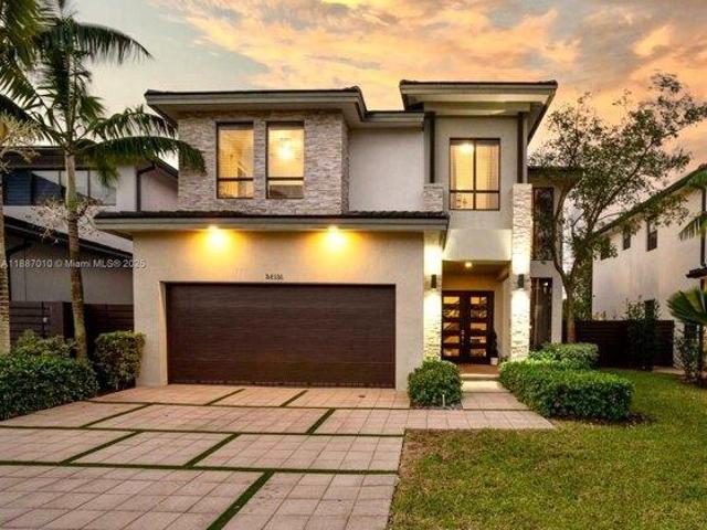 4 bedroom, Miami FL 33196 95004458