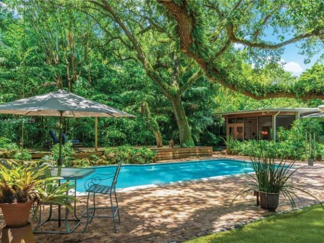 4 bedroom, Miami FL FL 33133 LS101828444
