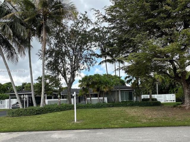 4 bedroom, Miami Fl FL 33176 102588022