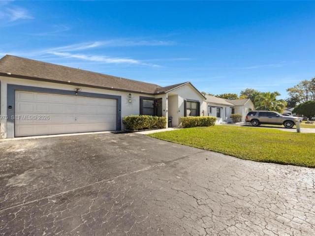 4 bedroom, Miami FL FL 33176 102660012