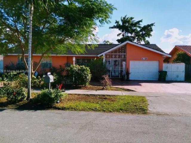 4 bedroom, Miami FL FL 33184 102659203