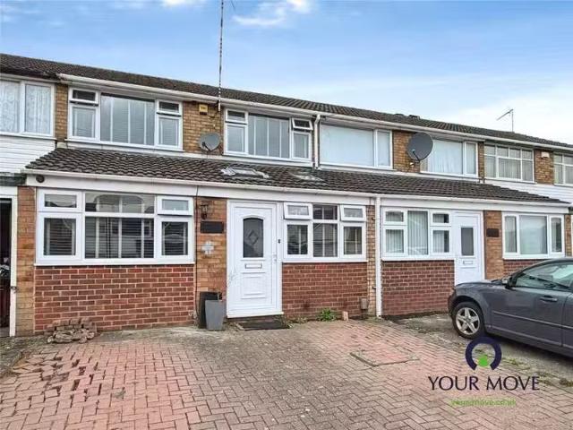 4 bedroom Mid Terrace House to rent, Tresillian Road, Exhall.