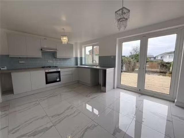 4 bedroom Mid Terrace House to rent, Berry Close, Skelmersdale.