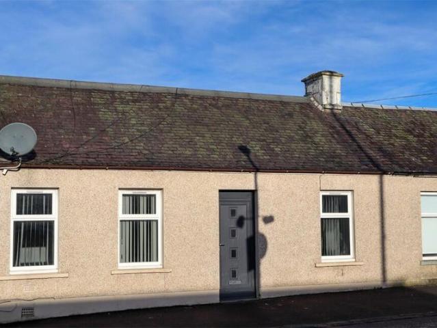 4 bedroom Mid Terrace Property for sale, Main Street, Forth, M.