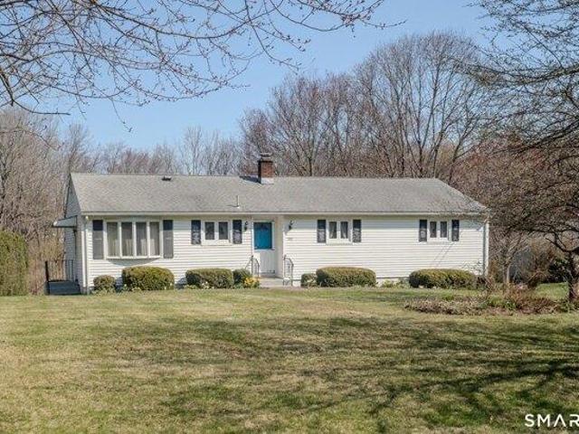 4 bedroom, Middlebury CT 06762 LS102477462
