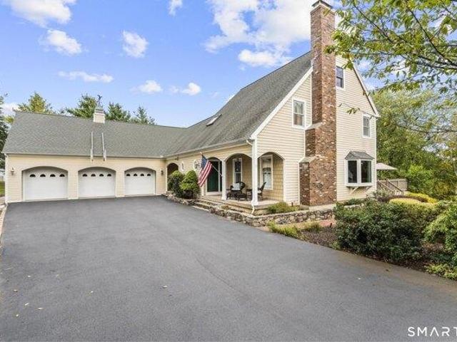 4 bedroom, Middlefield CT 06455 105126275