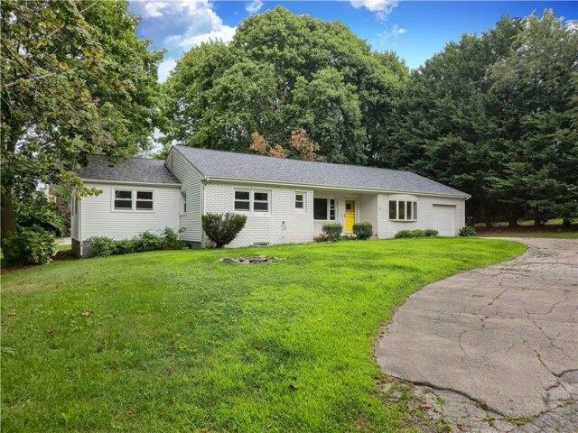 4 bedroom, Middletown RI 02842 104903408