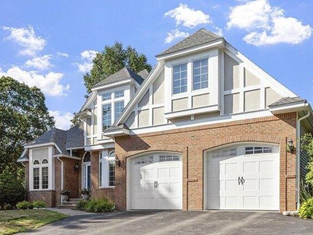 4 bedroom, Middleton MA 01949 102777215