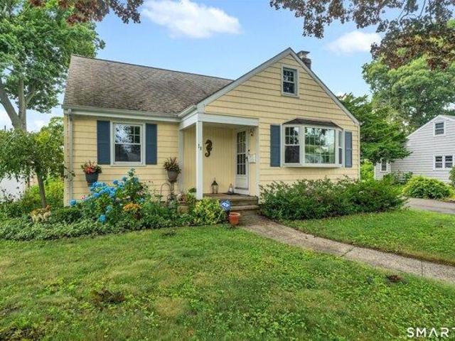 4 bedroom, Milford CT 06460 104832941