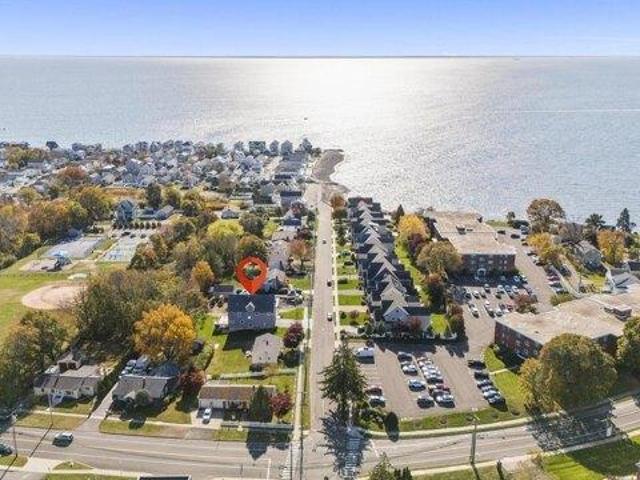 4 bedroom, Milford CT 06460 LS101658115