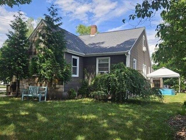 4 bedroom, Milford MA 01757 104791212