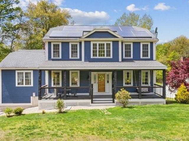 4 bedroom, Milford MA 01757 LS102446260