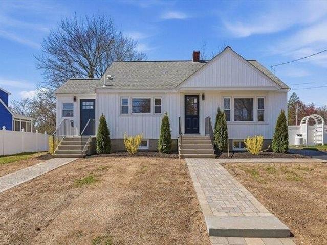 4 bedroom, Milford MA 01757 LS102594261