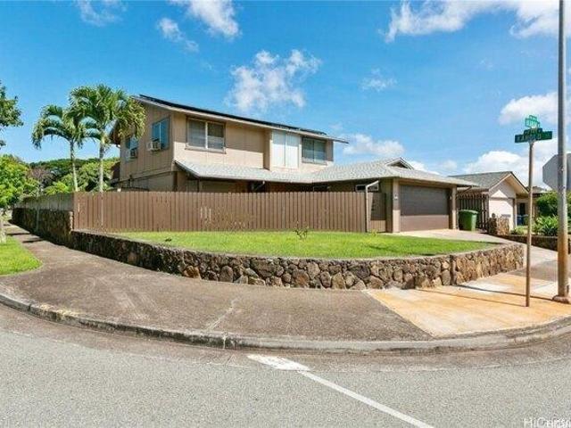 4 bedroom, Mililani HI 96789 89726545