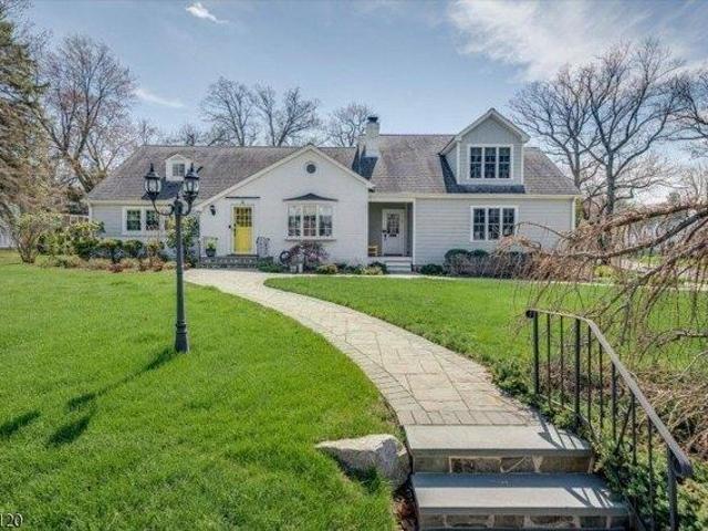 4 bedroom, Millburn NJ 07078 102559214