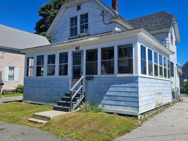 4 bedroom, Millinocket ME 04462 102668640