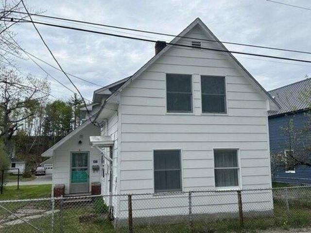 4 bedroom, Millinocket ME 04462 102825552