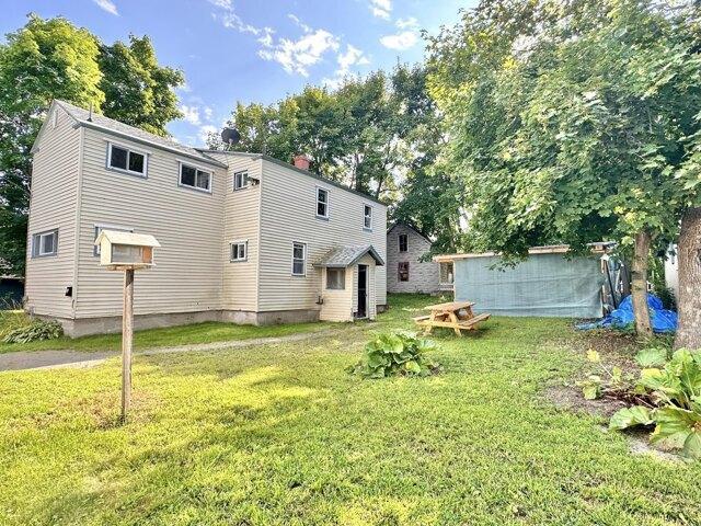 4 bedroom, Millinocket ME 04462 103016450