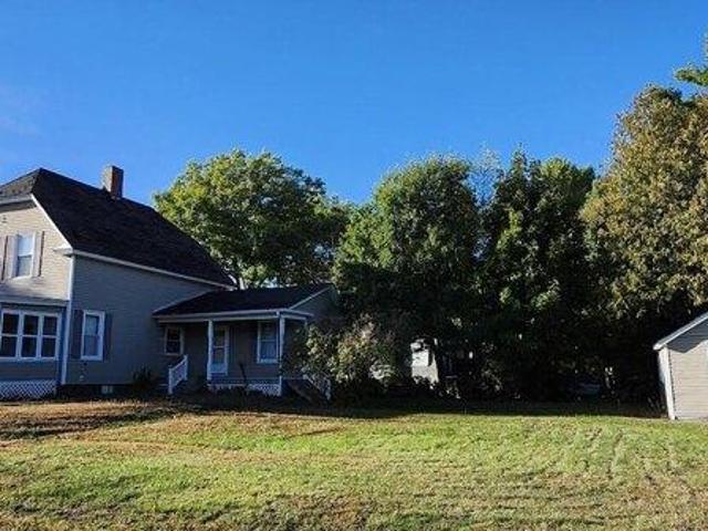 4 bedroom, Millinocket ME 04462 LS101706598