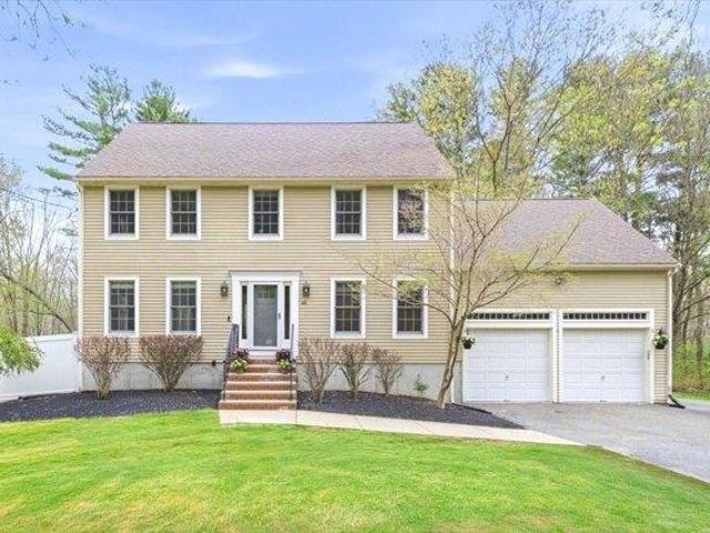 4 bedroom, Millis MA 02054 103019503
