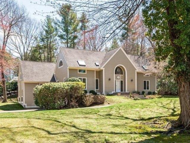 4 bedroom, Milton MA 02186 102762296