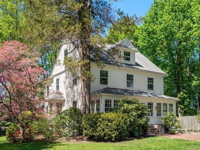 4 bedroom, Milton MA 02186 103074520