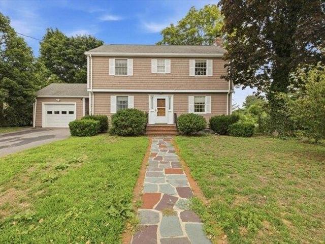 4 bedroom, Milton MA 02186 104692450