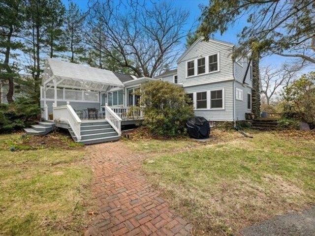 4 bedroom, Milton MA 02186 104759794