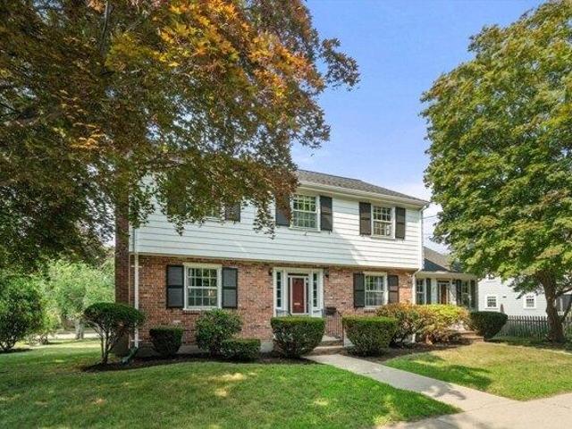 4 bedroom, Milton MA 02186 105082725