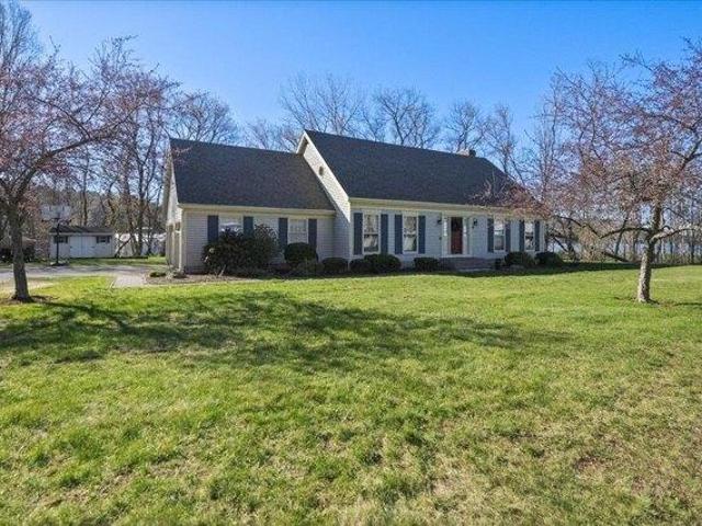 4 bedroom, Milton VT 05468 LS102761476
