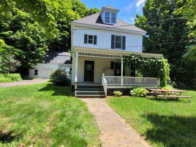 4 bedroom, Milton VT 05468 103929355