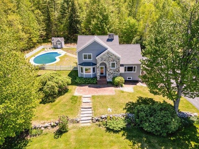 4 bedroom, Minot ME 04258 103074387