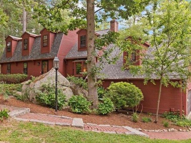 4 bedroom, Norfolk MA 02056 104849824