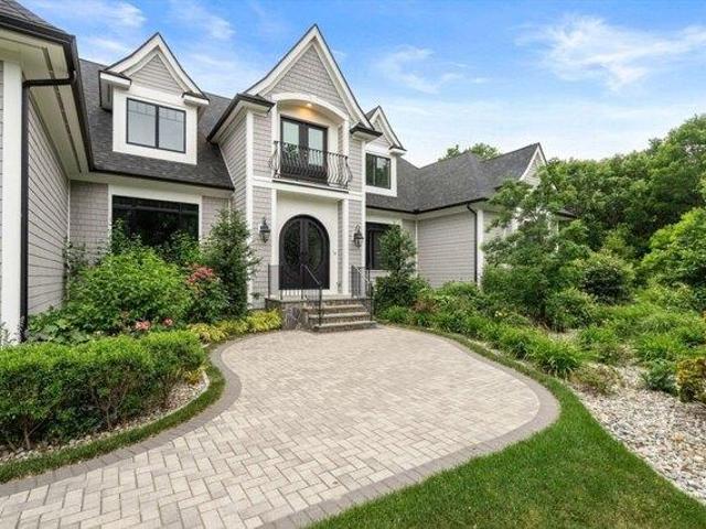 4 bedroom, Norfolk MA 02056 104375680