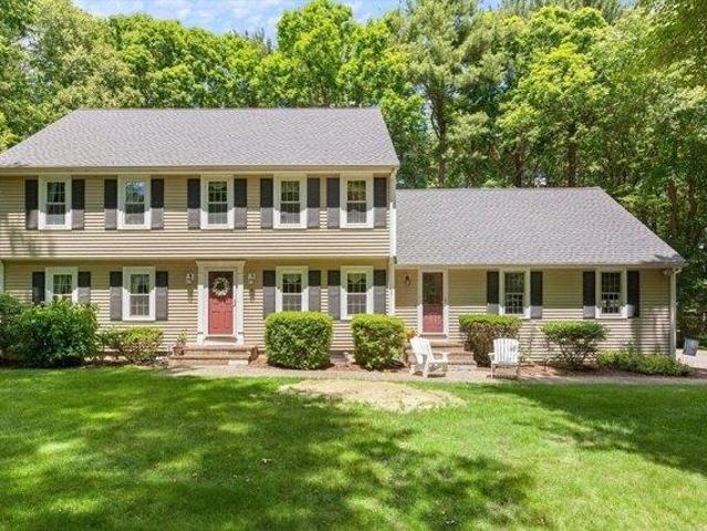 4 bedroom, Norfolk MA 02056 104376271