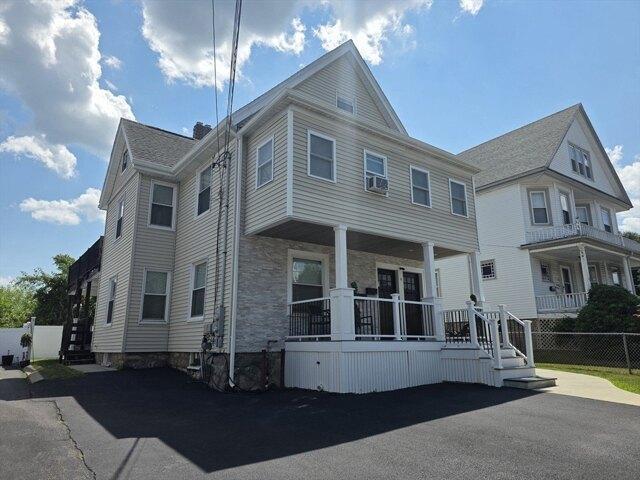 4 bedroom, Norwood MA 02062 104332611