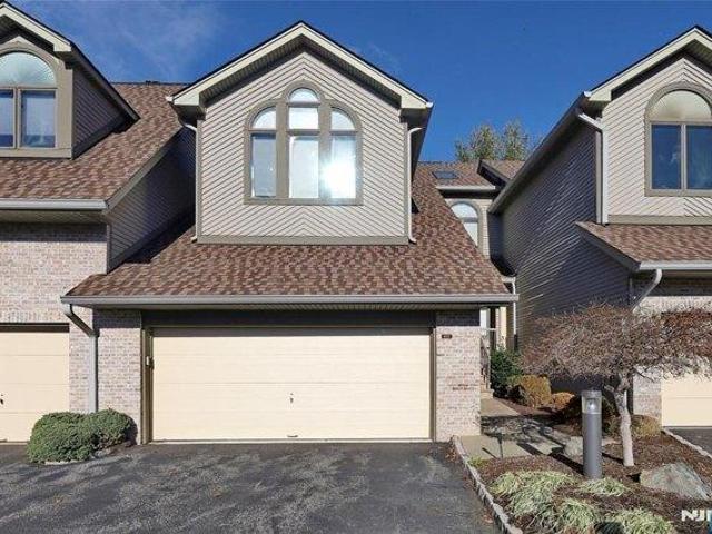 4 bedroom, Norwood NJ 07648 96828098