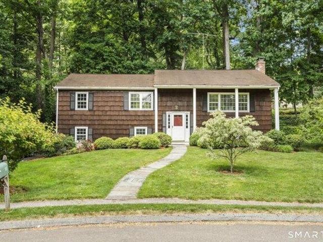 4 bedroom, Norwalk CT 06850 104834259