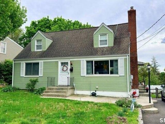 4 bedroom, Norwalk CT 06851 104835047
