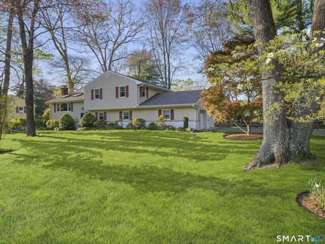 4 bedroom, Norwalk CT 06851 LS102475378