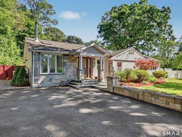 4 bedroom, Norwalk CT 06851 LS103070141