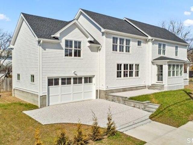 4 bedroom, Norwalk CT 06855 LS102798479