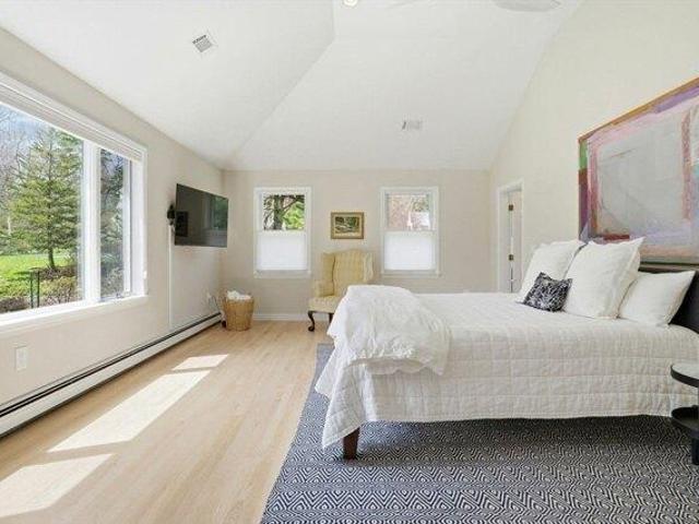 4 bedroom, Norwell MA 02061 102961381