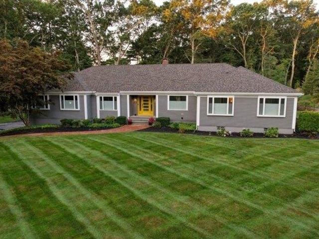 4 bedroom, Norwell MA 02061 102000131