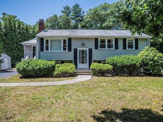 4 bedroom, Norwell MA 02061 104481799