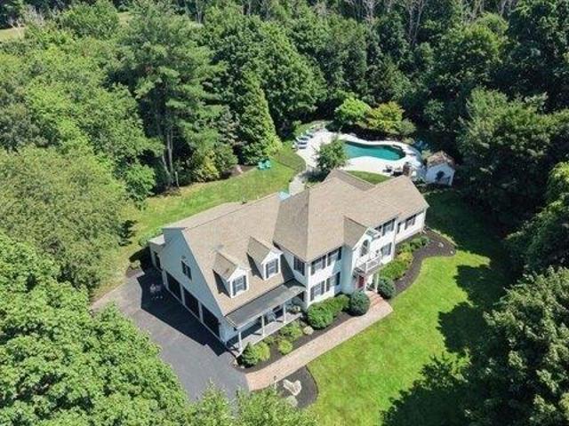 4 bedroom, Norwell MA 02061 104605465