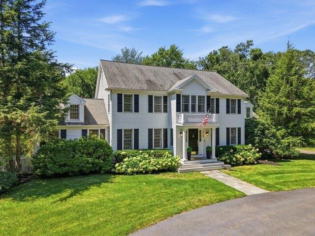 4 bedroom, Norwell MA 02061 104920051