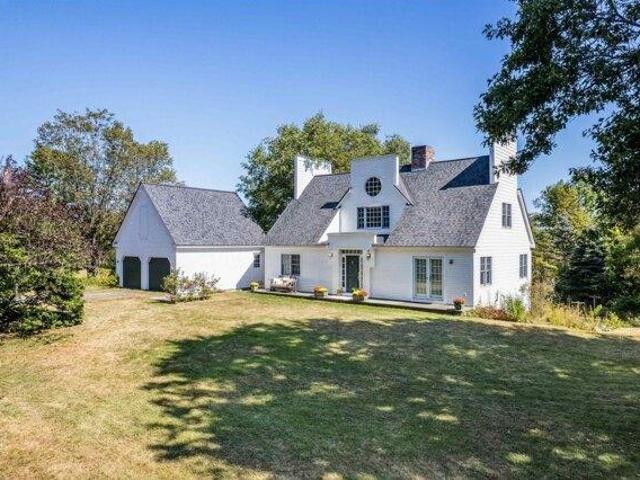 4 bedroom, Norwich VT 05055 102157690