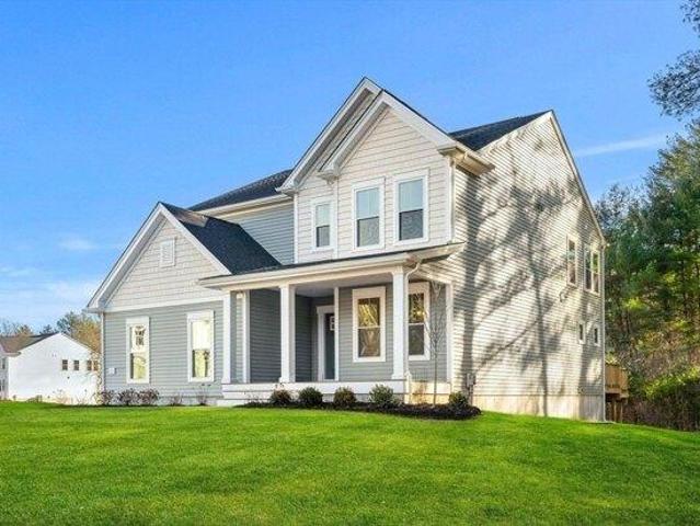 4 bedroom, Norton MA 02766 104686583